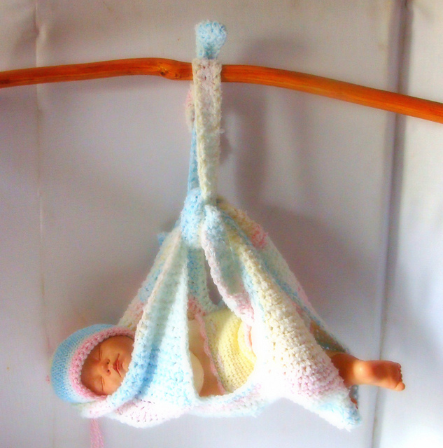 Ravelry: 115 Photo Prop Sling pattern by Cindy Kasabian