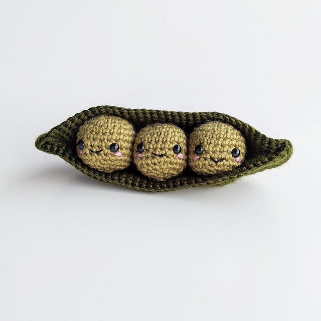 Ravelry: Peas in a Pod pattern by Eva Donnelson
