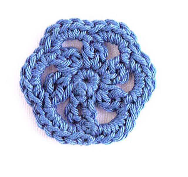 Ravelry: Small Daisy Hexagon pattern by Claire Crompton