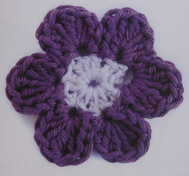 Ravelry: Large Simple Flower pattern by Claire Crompton