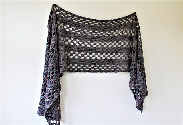 Ravelry: Isla Shawl pattern by Clare M