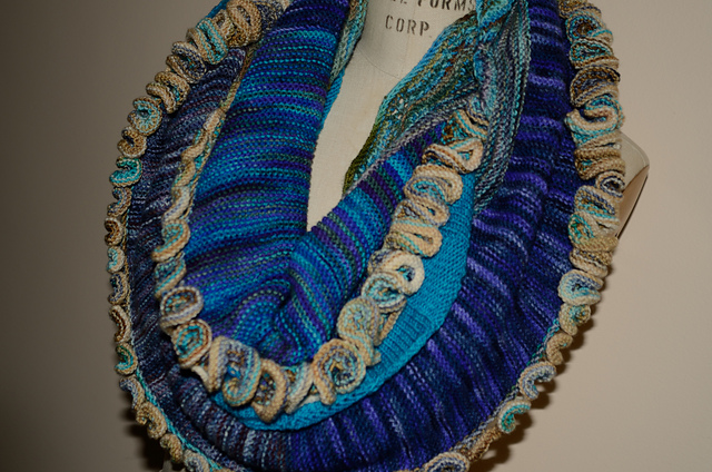 Ravelry: Ten Ten Cowl pattern by Claudia Miller McClean