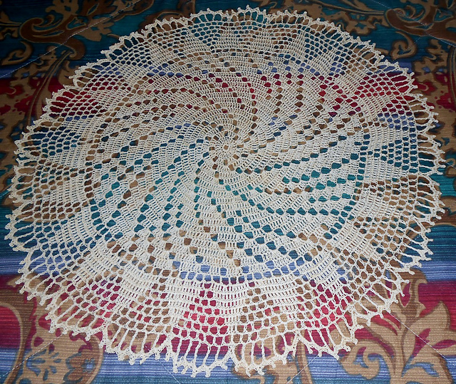 Ravelry: Figure 99 Centerpiece pattern by Carol Ballard