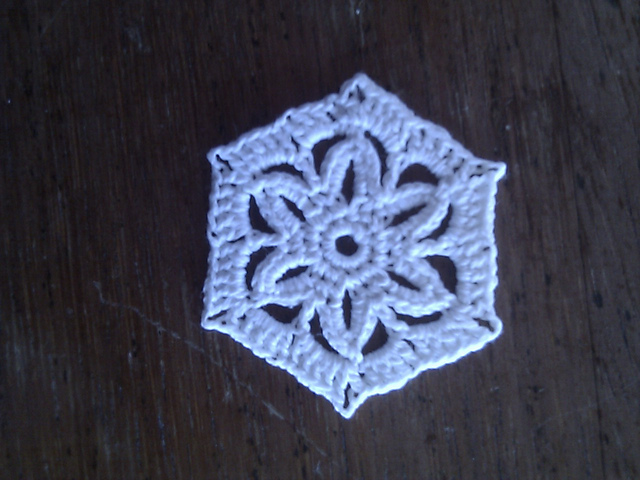 Ravelry: Halo pattern by Caitlin Sainio