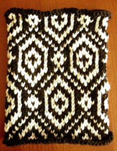 Ravelry: Geometric diamond print chart pattern by Claire Mitchell