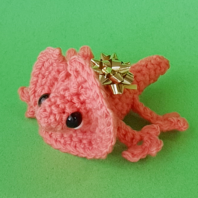 Ravelry: Frill neck lizard pattern by Kylie Slee