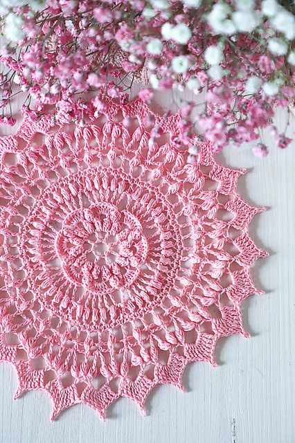 Ravelry: Strawberry Pancake doily pattern by Olga Shalaeva
