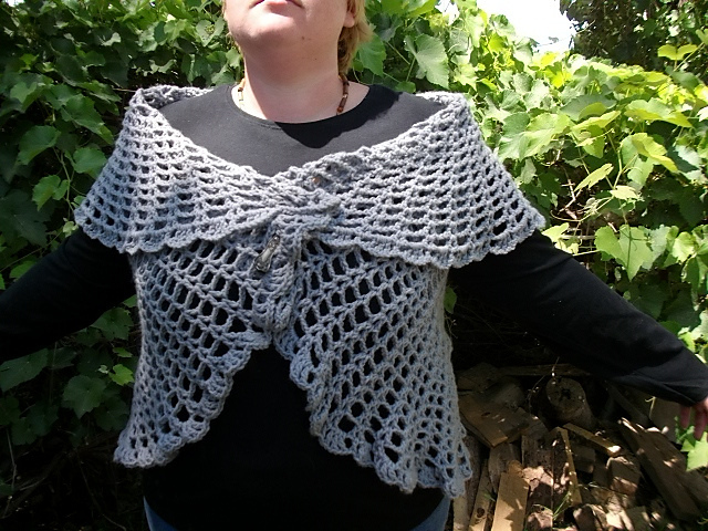 Ravelry: Victorian Style Round Vest pattern by Copper Llama Studio