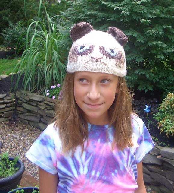 Ravelry: Grumpy Hat - Hat with Tardar Sauce, the Grumpy Cat's face ...