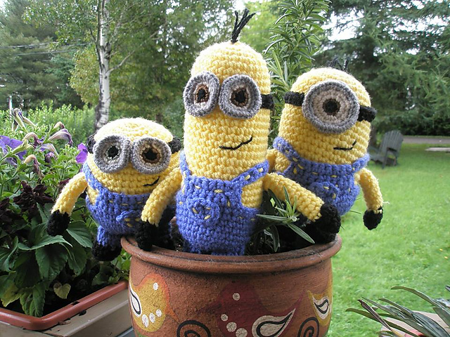 Ravelry: Mini Minion (Stuart) pattern by Les Créations de Mamie Loulou ...