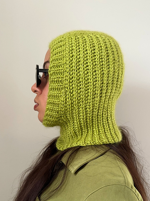 Ravelry: Emily Balaclava pattern by COSMAUDÍ