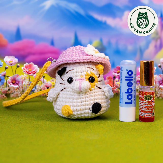 Ravelry: Calico Cat Lip Balm Keychain pattern by Vo Do Huyen Trang