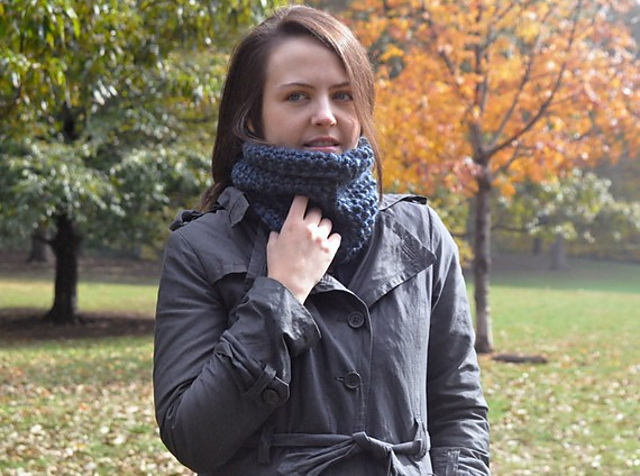 Ravelry: Easy Neck Cowl pattern by Audrey Manning