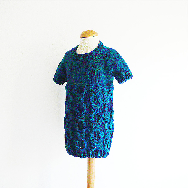 Ravelry: Knitted Tunic for Girls - Ocean pattern by Kyoko Nakayoshi
