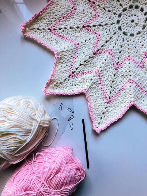 Ravelry: Carnation Mariposa pattern by Rebecca Evans