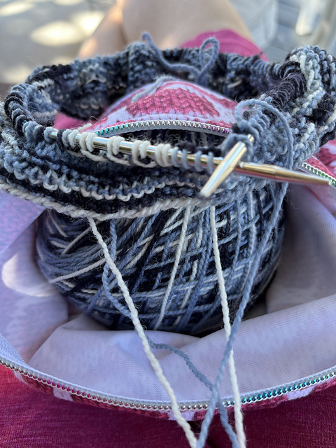 Ravelry: Mystery Zipper Assigned Pooling Cowl pattern by Cris Platto