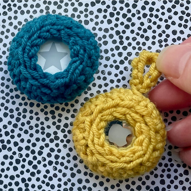 Ravelry: Quick Crochet Airtag Holder pattern by Janine Dalton