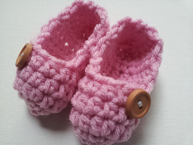 Ravelry: Quick and Easy Baby Shoes pattern by Michele Gaylor