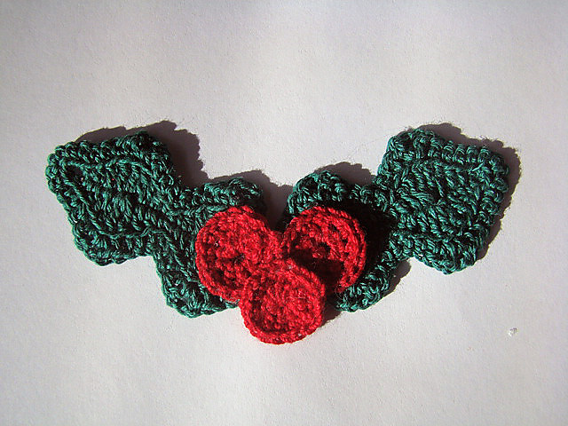 Ravelry: Holly Berry Applique pattern by Esther Leavitt
