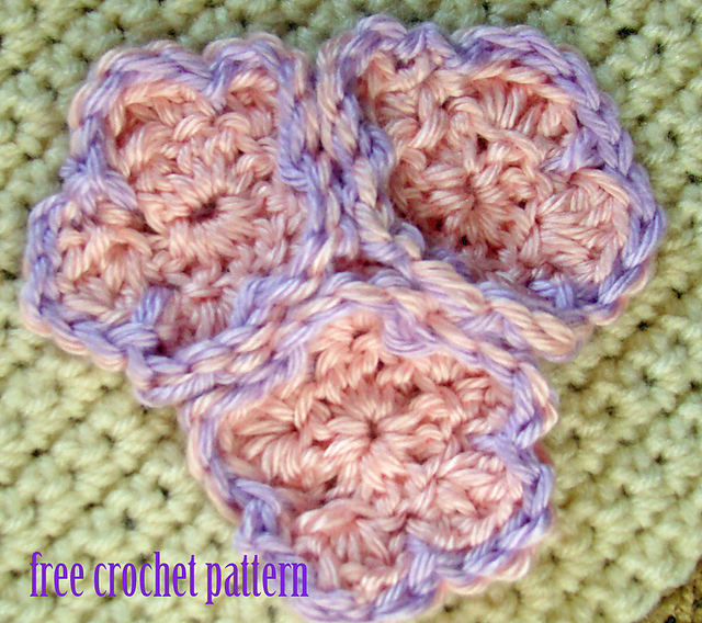 Ravelry: Triple Flower Applique pattern by Esther Leavitt