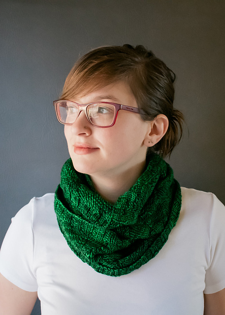 Ravelry: Dragon Skin Cowl pattern by Craftslayer