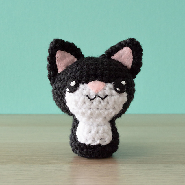 Ravelry: Crocheted Tuxedo Kitty Amigurumi pattern by Lisa Eberhart