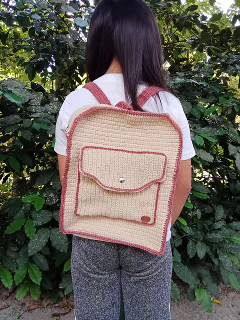 Ravelry: Dhee Back Pack pattern by Crafty Dhee