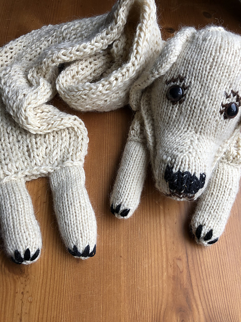 Ravelry: Labrador Scarf pattern by Pamela Frisby