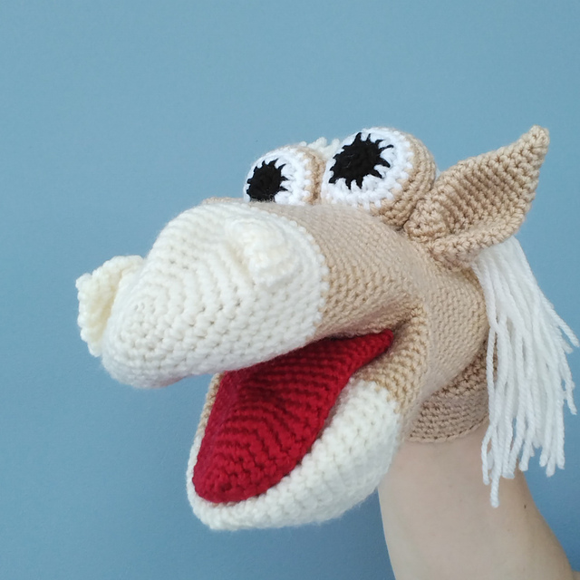 Ravelry: Horse Hand Puppet pattern by Jenny Ryan