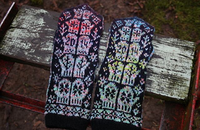 Ravelry: The Mittens pattern by Natalia Moreva