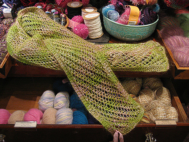 Ravelry: Trellis Lace Scarf pattern by Daphne Adair