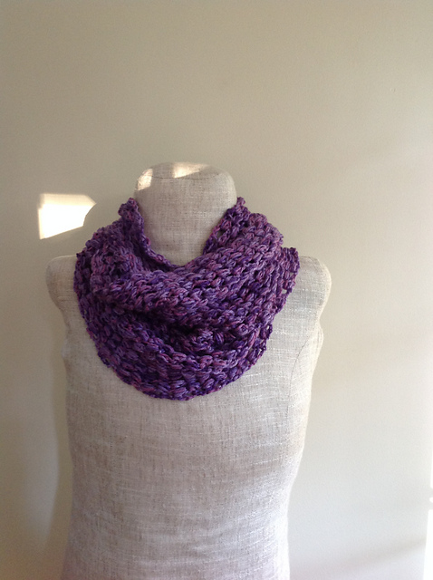 Ravelry: Puffy Purple Infinity Scarf pattern by Undeniable Glitter- Alyssa