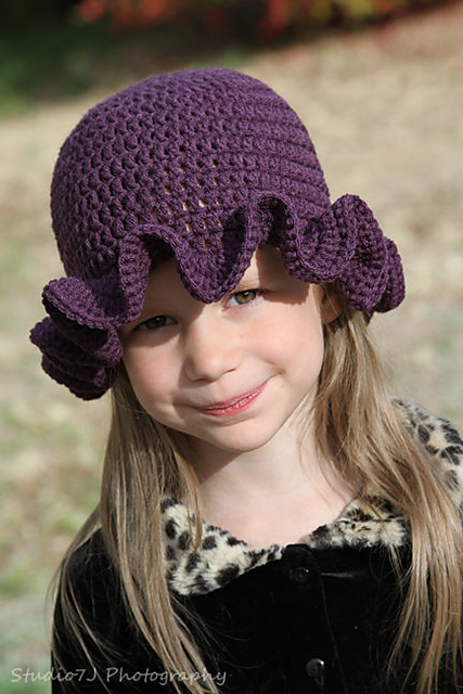 Ravelry: Ella Hat (ruffle beanie) pattern by Danyel Pink