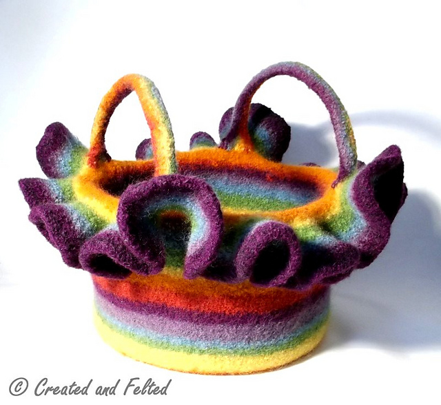 Ravelry: Rainbow Stripe Felt Market Bag pattern by Claire Fairall Designs