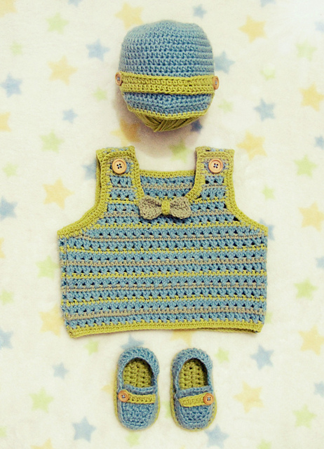 Ravelry: #15 White Bear Vest pattern by Yumiko Kawaji (川路 ゆみこ)