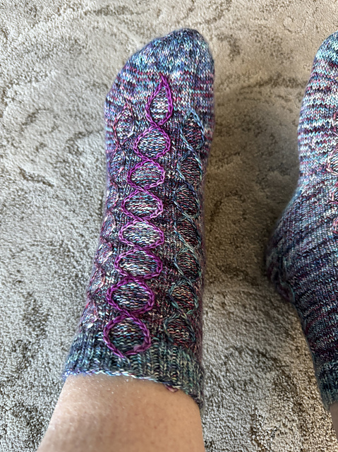 Ravelry: crescendogal's Hydra Scales