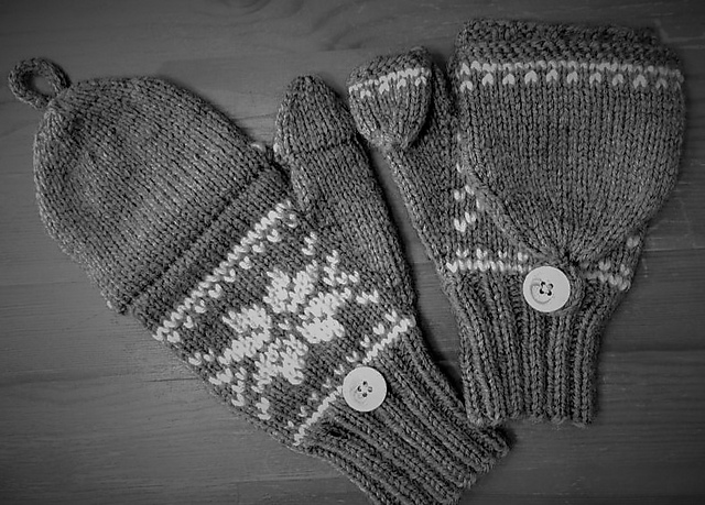 Ravelry: Urban Convertable Mittens pattern by Black Crow Stitchery