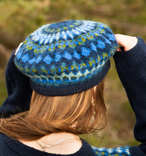 Ravelry: Royal Blue Tam pattern by Kerstin Olsson