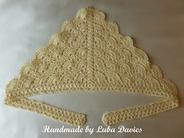 Ravelry: Baby kerchief pattern by Luba Davies