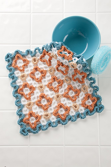 Ravelry: Crosses & Dots Wiggly Dishcloth pattern by Susan Lowman