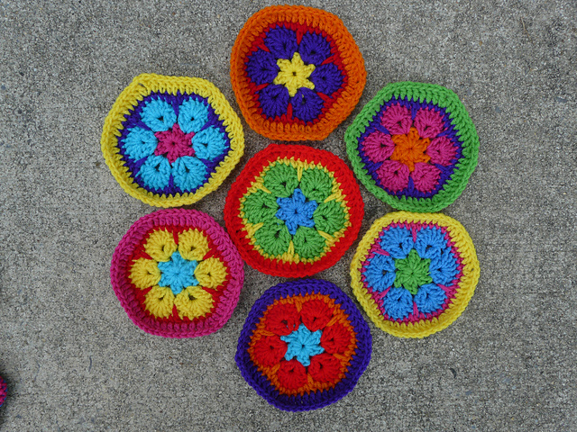 Ravelry: crochetbug13's African Flower Soccer Ball