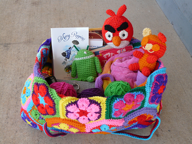 Ravelry: crochetbug13's African Flower Mamy Bag