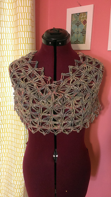 Ravelry: Opal Knot Cowl pattern by Robyn Chachula