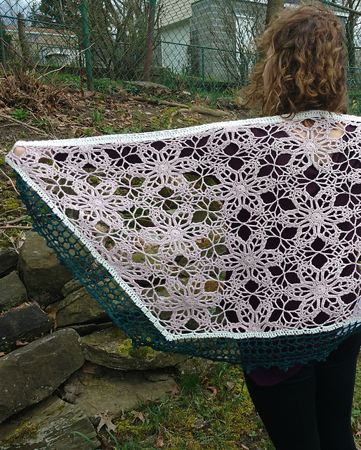 Ravelry: Katrina Hexagon Shawl pattern by Robyn Chachula