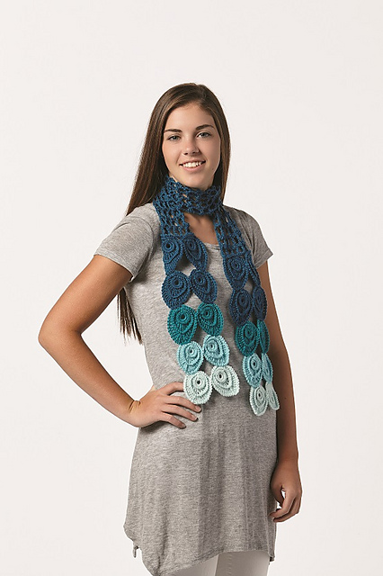 Ravelry: Peacock Scarf pattern by Robyn Chachula