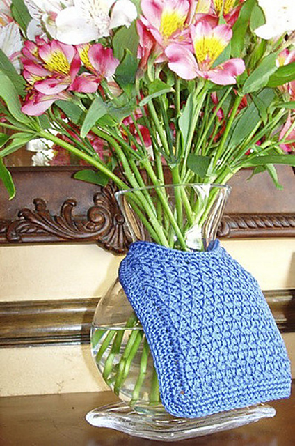 Ravelry: Fancy Bib pattern by Robyn Chachula