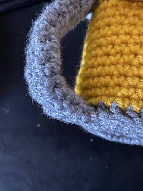 Ravelry: Beer Mug Can Cozy pattern by Jessica Landry