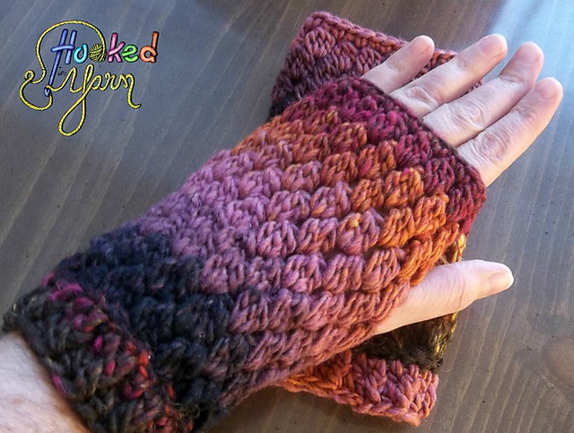 Ravelry: The Rayleigh Wristers pattern by Stephenie Hickok