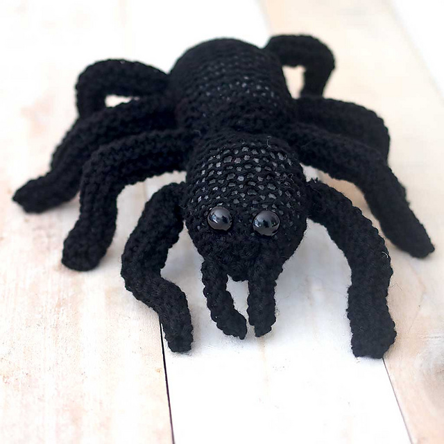 Ravelry: Flat Knit Halloween Spider pattern by Gina Michele