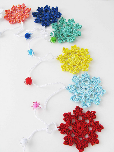 Ravelry: crochetgiftsshop's Little Christmas Doodad (Garland)
